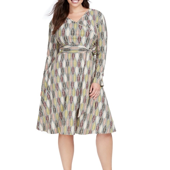 Effie's Heart | Dresses | X Modcloth Sarah Festoon Feather Print Wrap ...